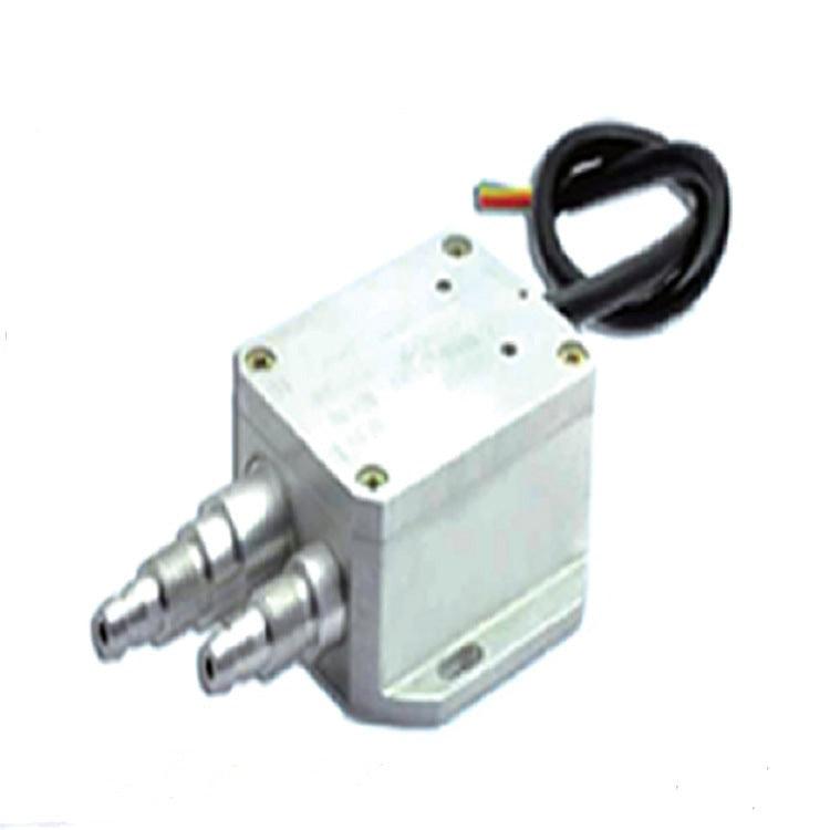 Air pipe differential pressure and building ventilation measurement di ...